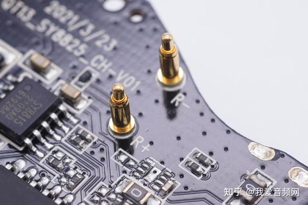 入门级TWS耳机内部结构设计如何？拆解QCY T13真无线耳机看看 - 知乎