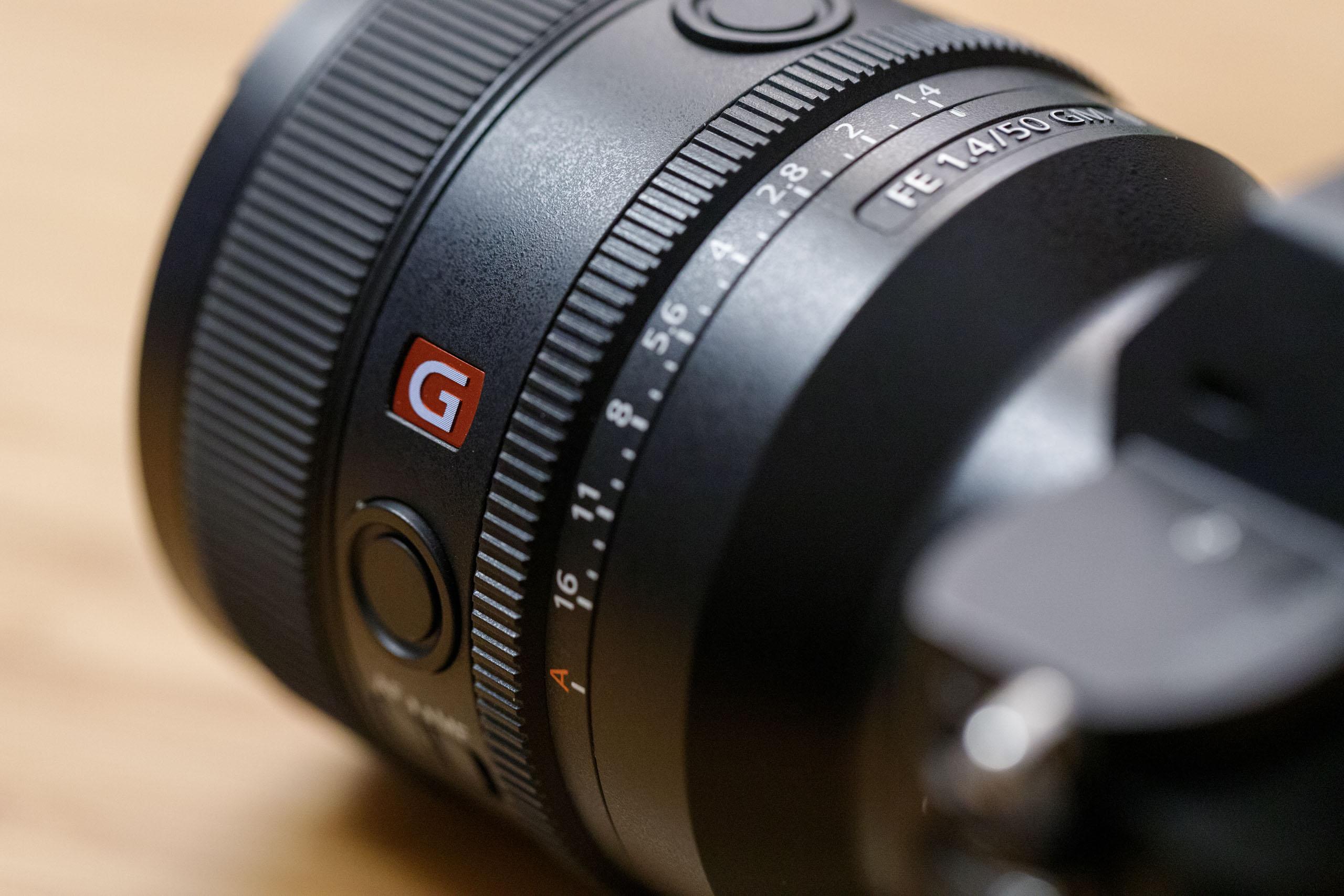 为什么全画幅是M43机身四倍，镜头和机身重量没有M43四倍，说明绝大部分全画幅镜头用料不如M43？ - 知乎