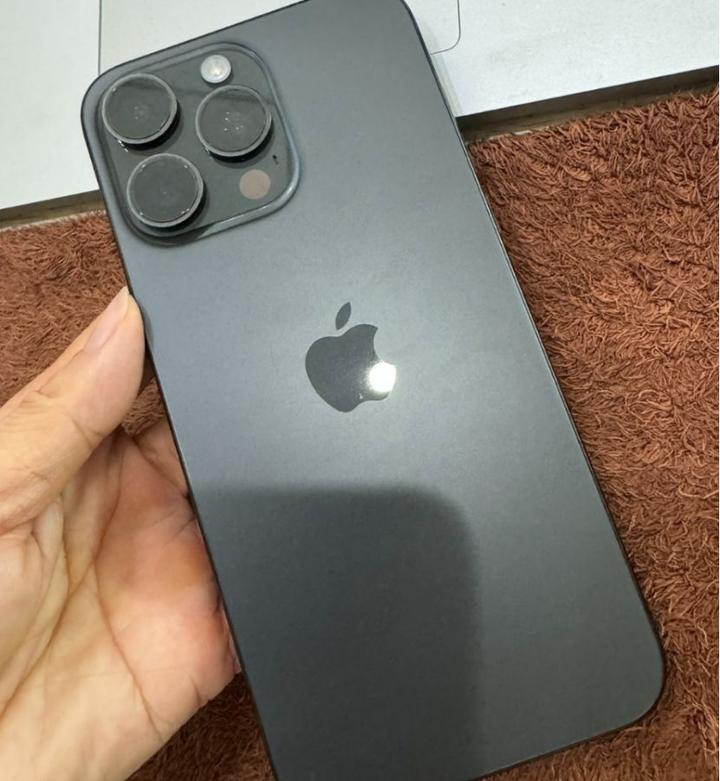 网友6700拿下二手iPhone15Pro Max，全原无拆修，已安全下车！ - 知乎