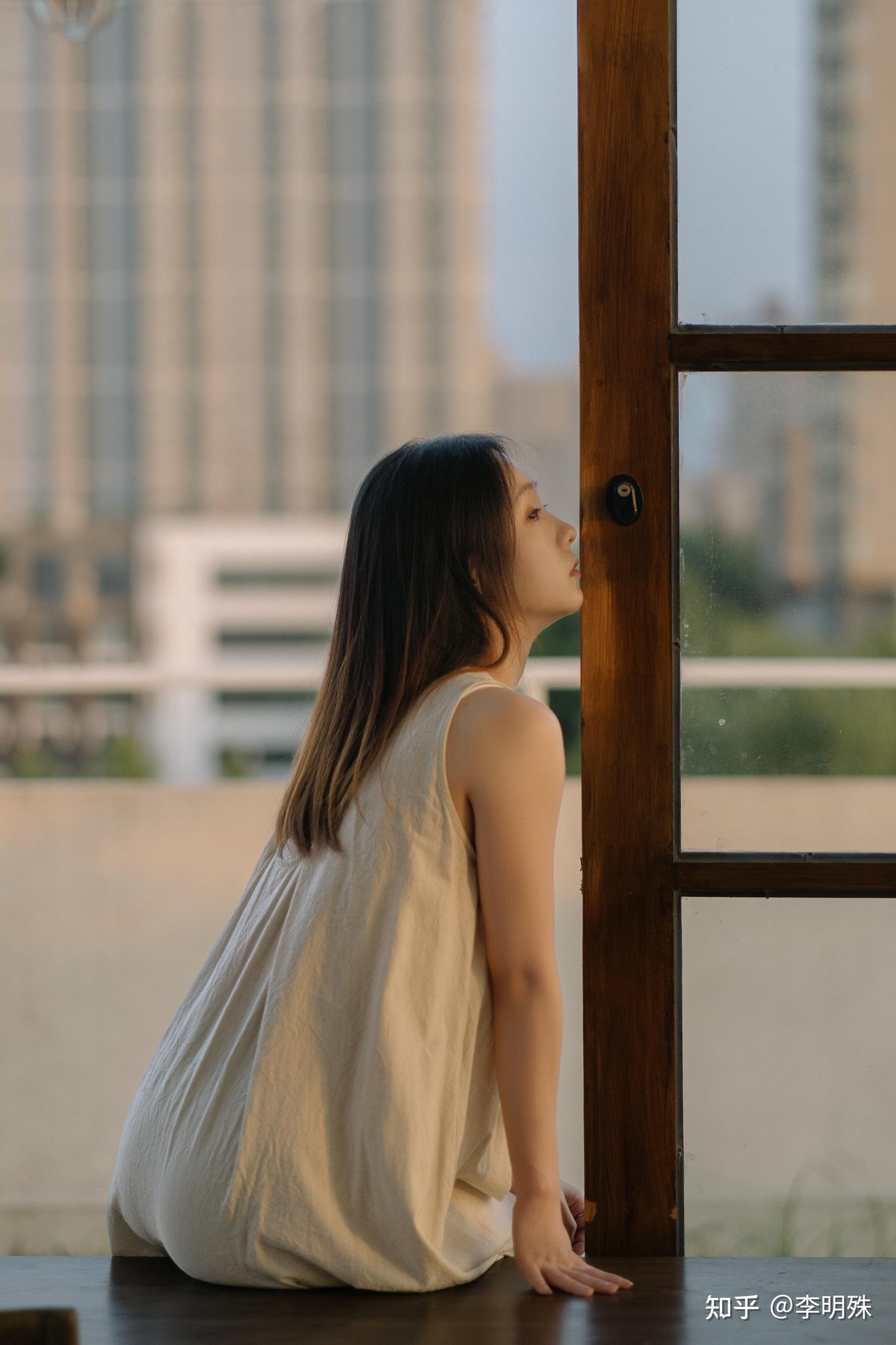 预算6500，相机是购买尼康z30还是索尼zve10？ - 知乎