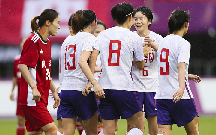 CCTV5+现场直播！中国女足联合队有望提前晋级四强，王霜欲再建功 - 知乎