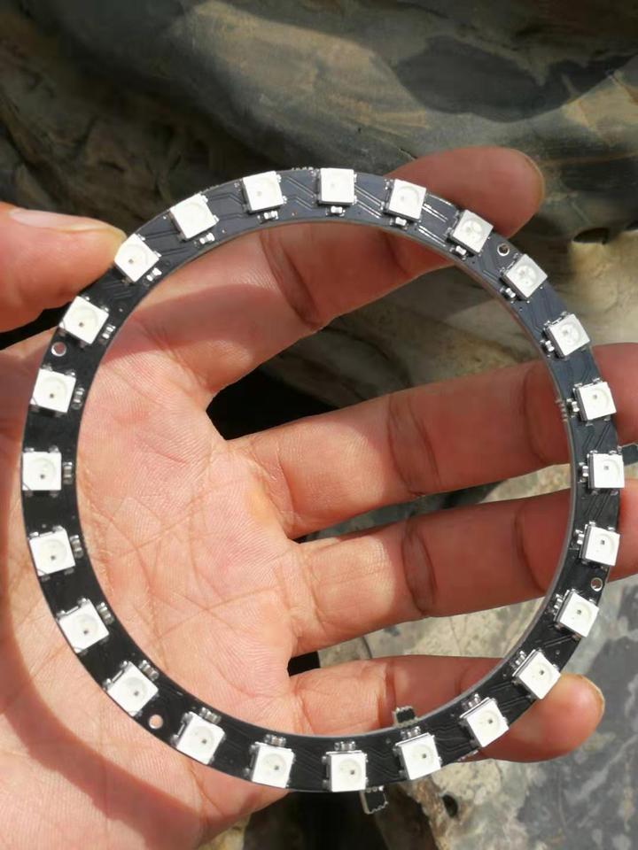 【雕爷学编程】Arduino动手做（124）---24位WS2812环形灯板 - 知乎