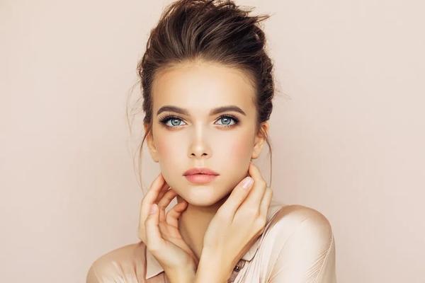 “She is a ten”不是“她是十”！真正的意思你绝对想不到！ - 知乎