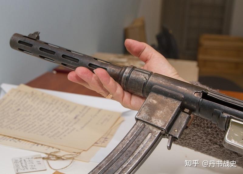 二战苏联游击队的“手搓”武器—TM-44冲锋枪 - 知乎