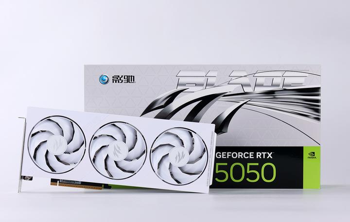 甜度不详，但真RTX50入门级！影驰 RTX5050圣刃OC显卡测评 - 知乎