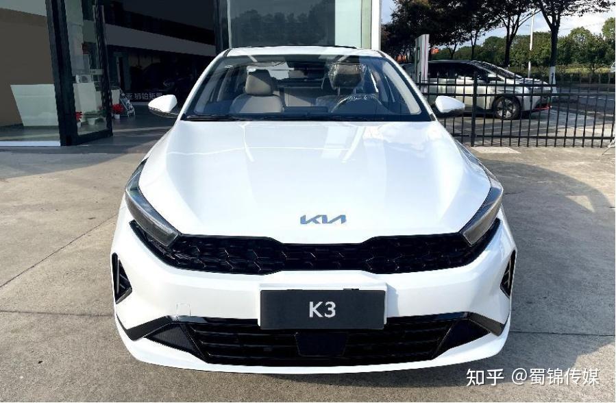 起亚新k3陆续到店 合资紧凑型家轿市场明星产品焕新而至 知乎