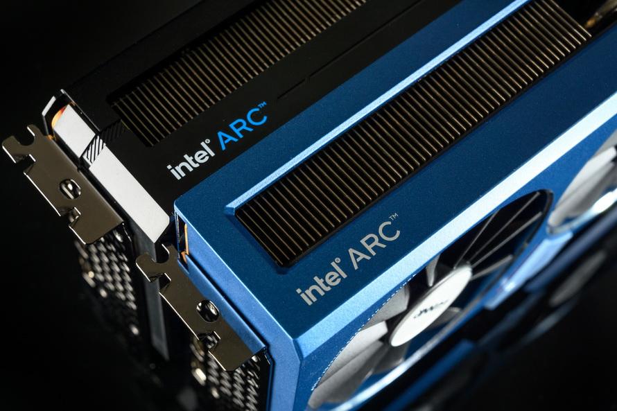 GUNNIR英特尔Arc A770、A750评测：游戏不过不失 生产力有惊喜 - 知乎