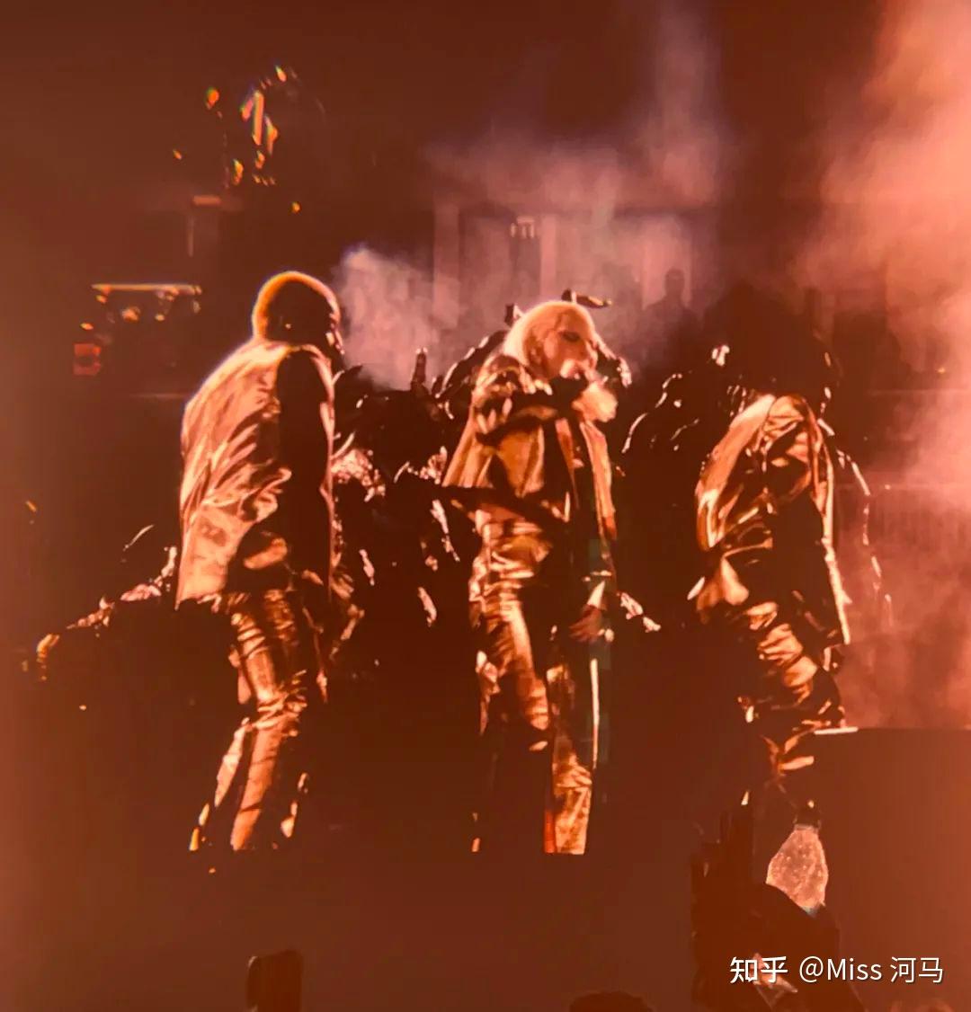 开学第一天SCAD给他惊喜，本专业唯有他的作品在官网首页展示！ - 知乎