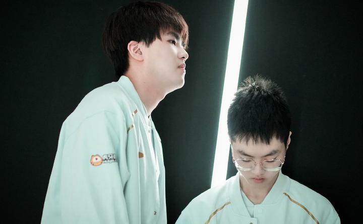 雷竞技资讯：RNG五人直接解散！遭LGD零封姿态爆料夏季赛情报 - 知乎