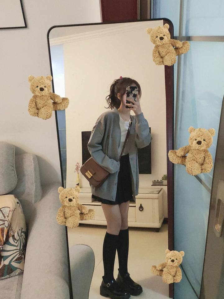 在大腿上5年的肥胖纹就这么淡化掉了！长在腿上太丑试试这个好用又惊艳淡纹方法，保让你赞不绝口！ 知乎