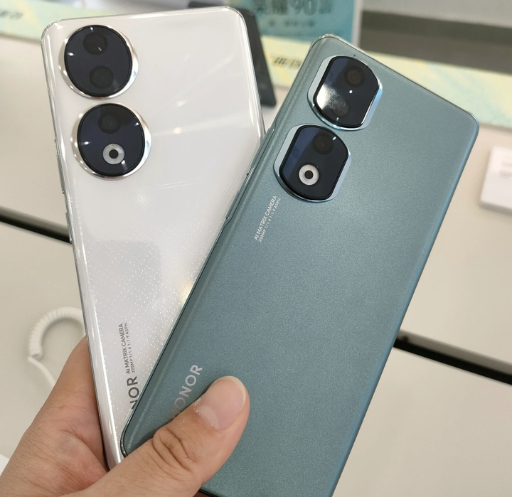 【2023年荣耀90pro双十一降价攻略】荣耀90pro这款手机怎么样？荣耀90pro值得买吗？荣耀90和荣耀90pro区别？荣耀90pro到底怎么样？ - 知乎