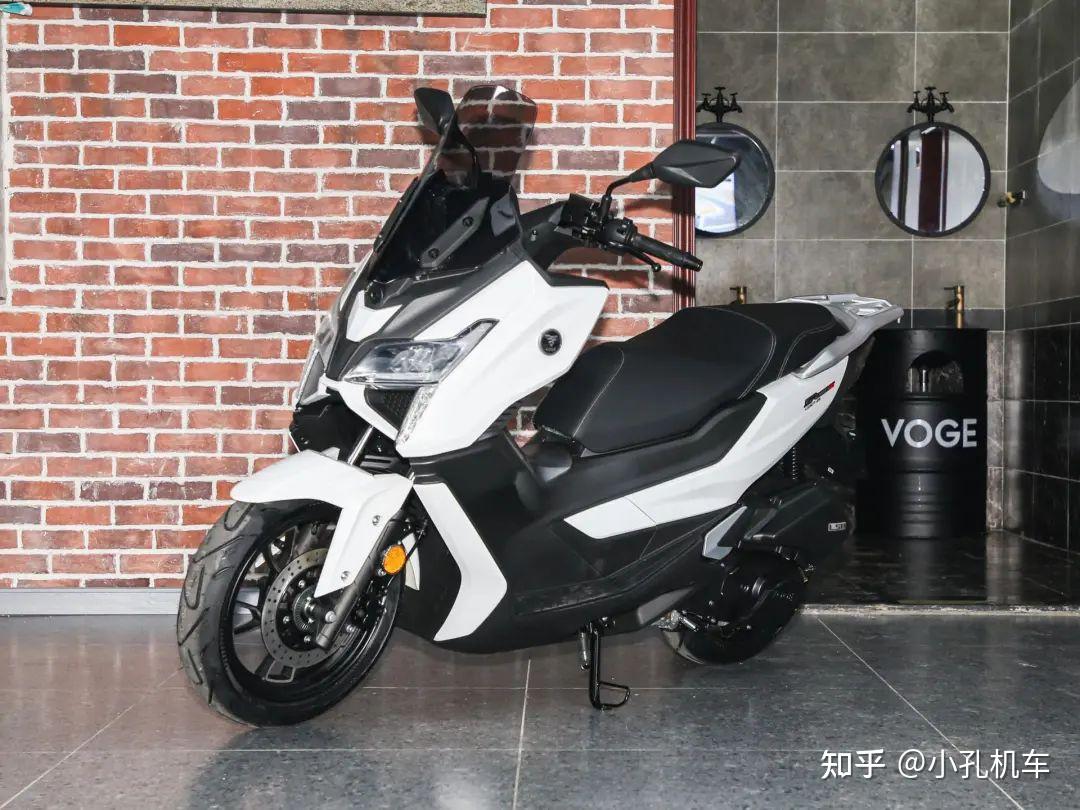 1.5w左右，配置拉满、TCS加持的踏板，无极SR150GT - 知乎