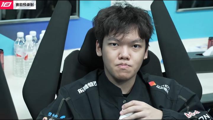 RNG“主角剧本”引热议，LPL上半区混战，Angel焕峰，成焦点人物 - 知乎