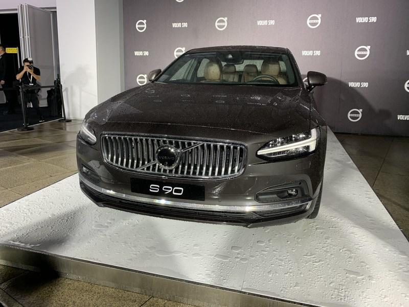 新款沃尔沃S90上市 售价40.69-61.39万元 - 知乎
