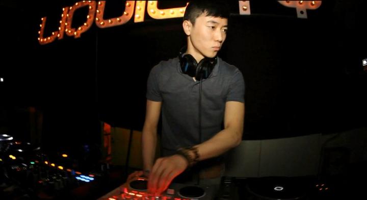 喜欢的音乐人（25）：Feint - 知乎