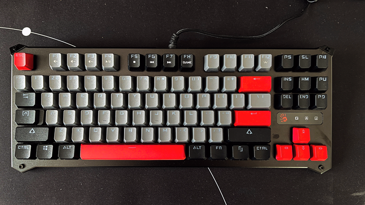 血手幽灵B930机械键盘简评：光轴三代助力更轻更快 - 知乎