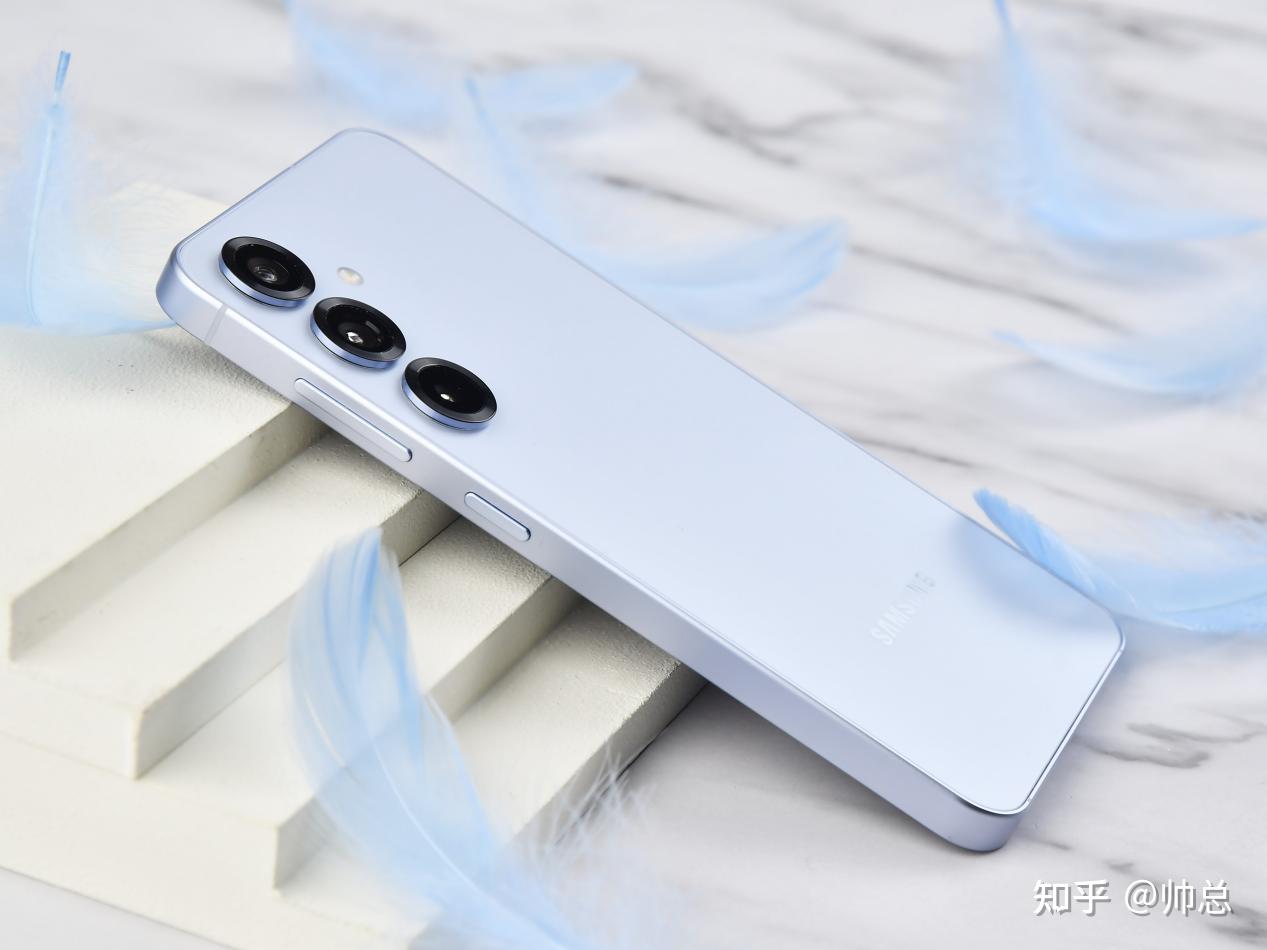 三星Galaxy S25全面评测：小屏旗舰，实力升级 - 知乎