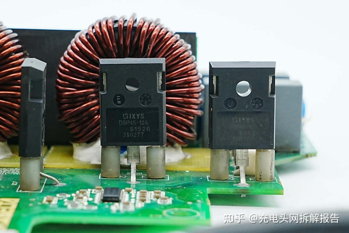 高效率移相全桥架构设计，台达10kW新能源汽车充电桩模块拆解 - 知乎