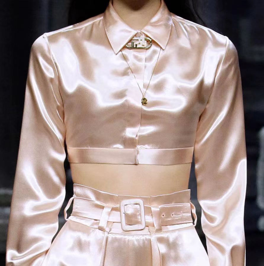 体型篇|扁平H型身材如何穿出曲线美？ - 知乎