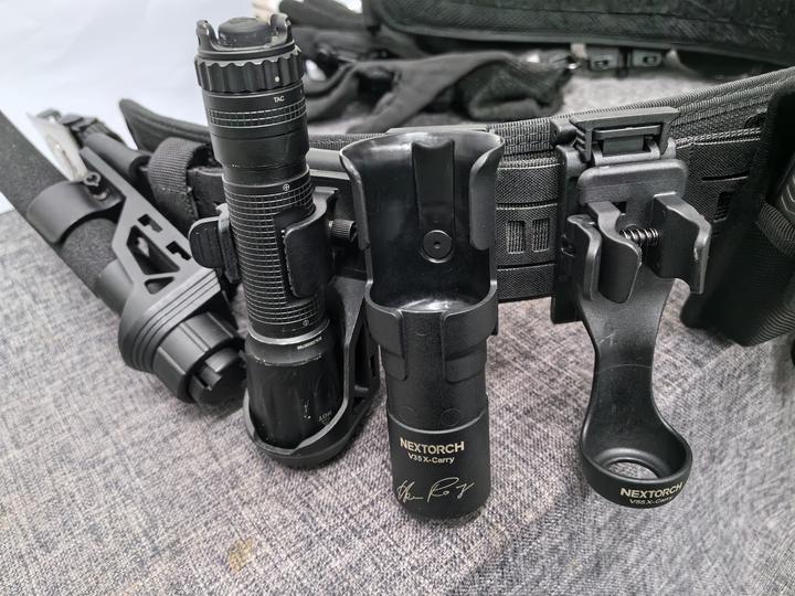 纳丽德V35、V55快拔手电套测评 - 知乎