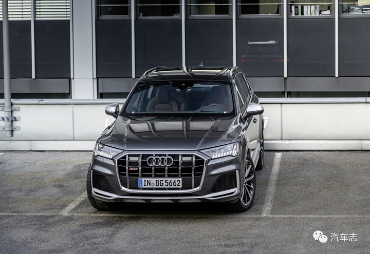 4.0T V8的奥迪SQ7，其实没打算把宝马X5 M当对手 - 知乎