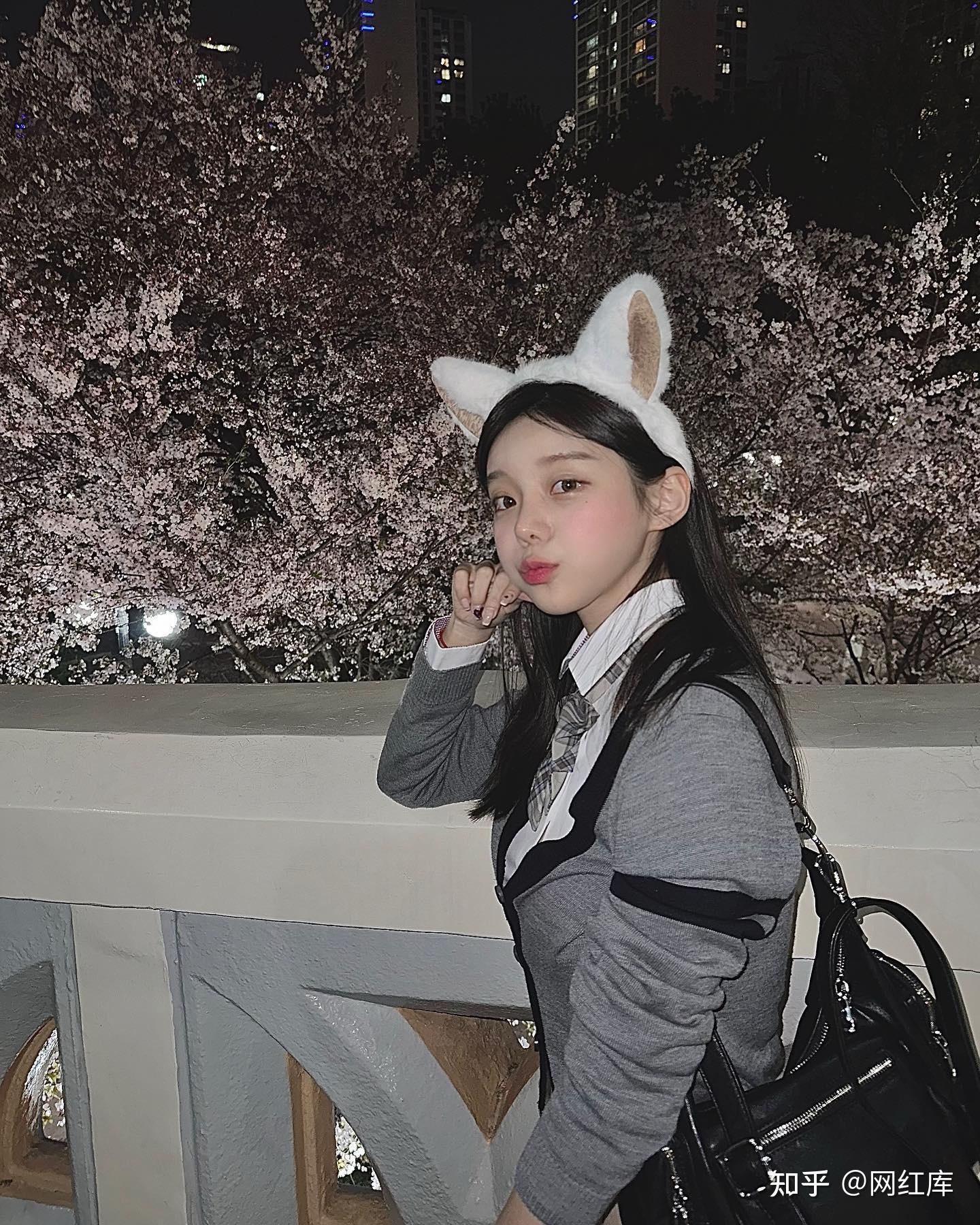 可爱与性感兼具！韩国人气正妹模特oxxooi美照欣赏！ - 知乎