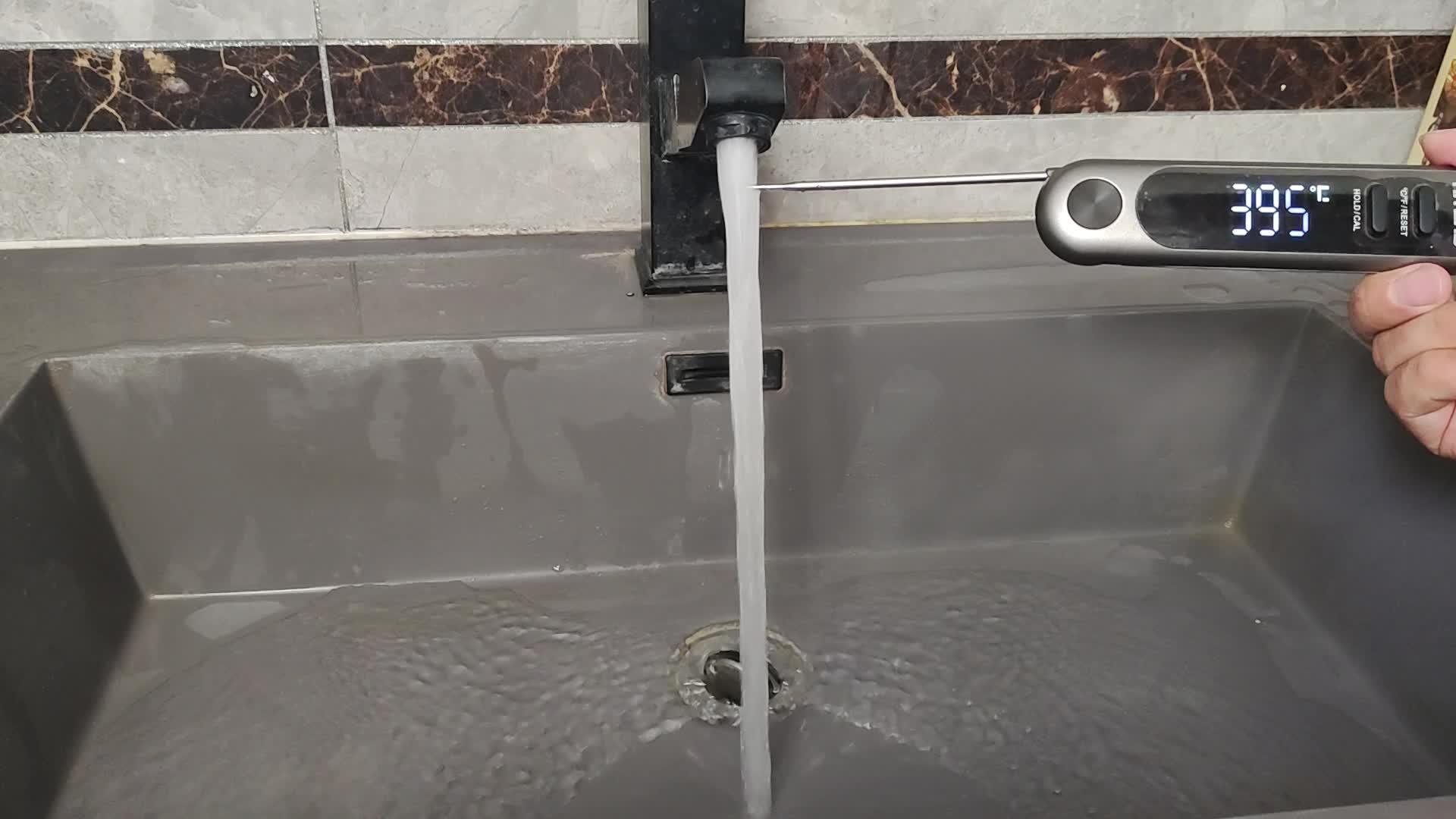 【首发】海尔KT5燃气热水器怎么样？KT5好吗？海尔3管燃气热水器KT5拆机+点火测试。 - 知乎