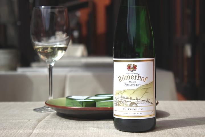 Romerhof Riesling 罗马人雷司令（半甜白），德国 摩泽尔 - 知乎