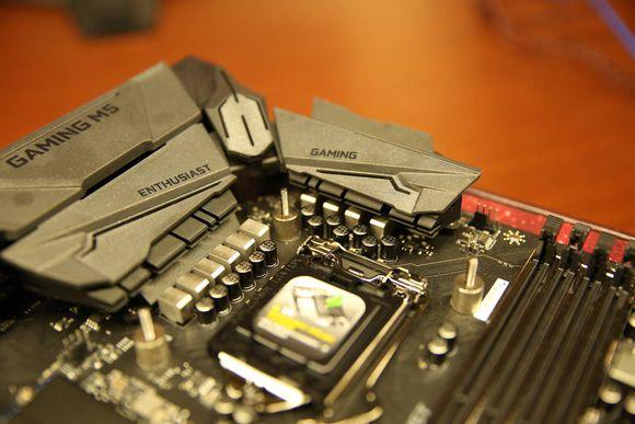 八代民用旗舰，intel I7-8700K简单评测 - 知乎