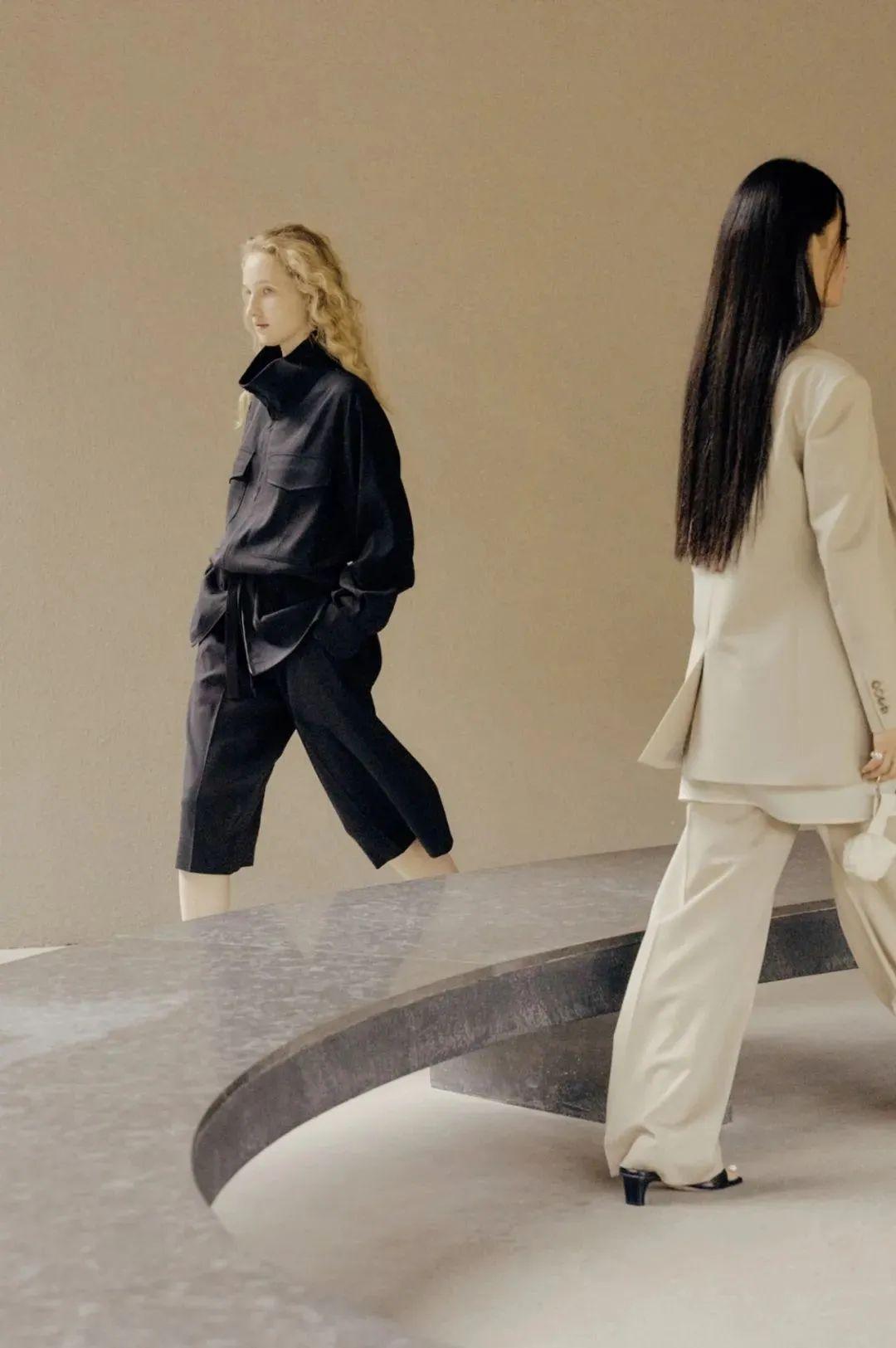 Low Classic丨当现代极简美学与古典主义完美共存 - 知乎