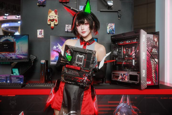 华硕主板闪耀BW2025，ROG玩+乐园：一场属于玩家的科技与信仰狂欢 - 知乎