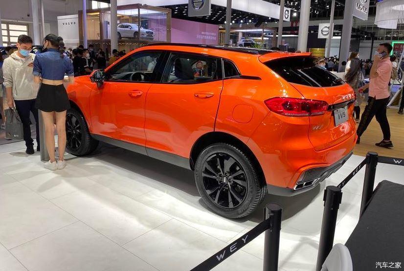 北京车展：2021款VV5元气橙版实拍，车长超4米4，1.5T+7速变速箱 - 知乎