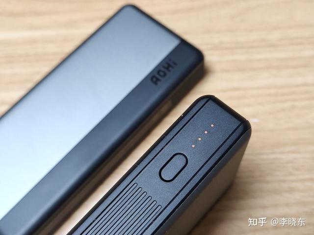 可支持笔记本充电，AOHI奥海30000mAh容量移动电源双向快充好给力 - 知乎