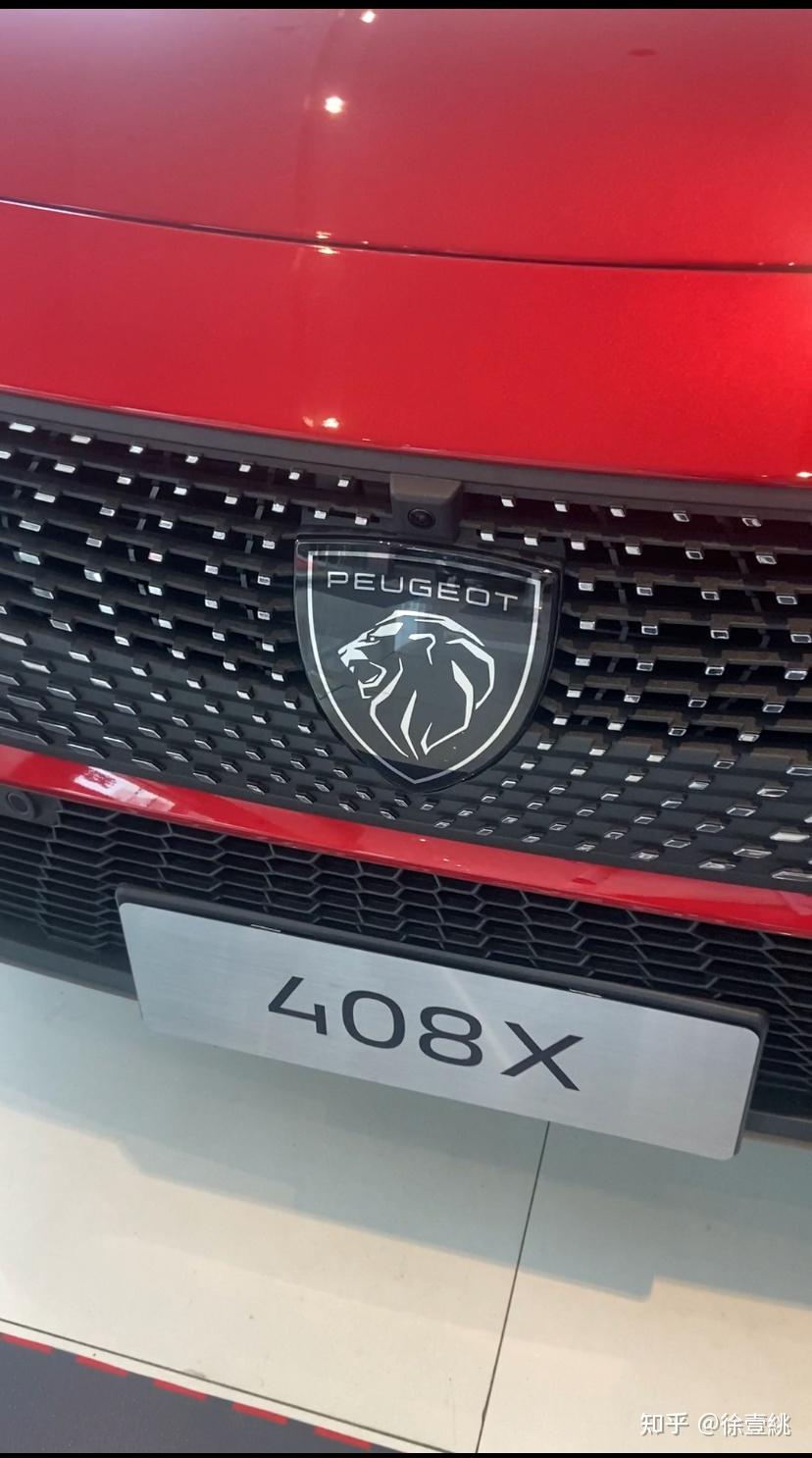 标致408X的内饰大有讲究 - 知乎