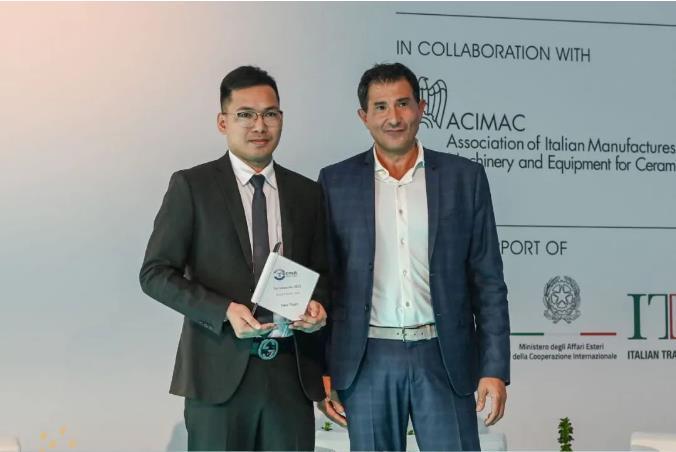 亚洲唯一！新明珠集团荣获意大利TecnAwards 2022年亚洲“智能工厂”奖 - 知乎