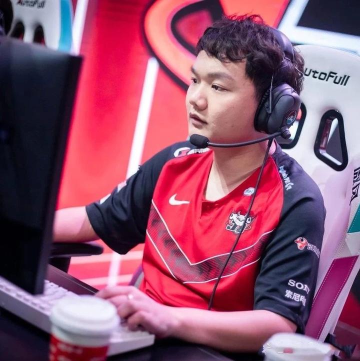 中路发挥是关键！JDG和EDG谁才能证明自己，DMO能否战胜WE？ - 知乎