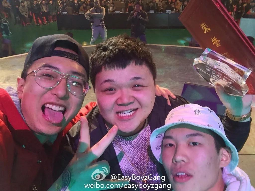 C-Low的《一块胶布》，是中文说唱至暗时刻的呐喊 - 知乎