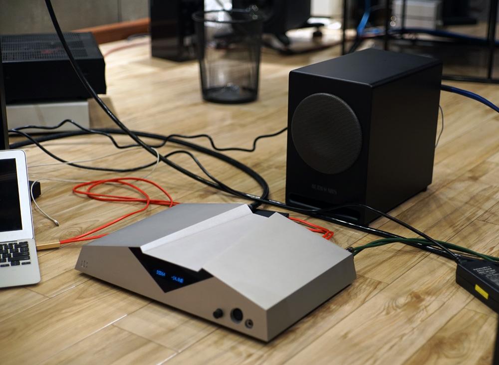 不买惠威和漫步者电脑音箱还能买什么？Audiomis HP5 DSP音箱试用 - 知乎