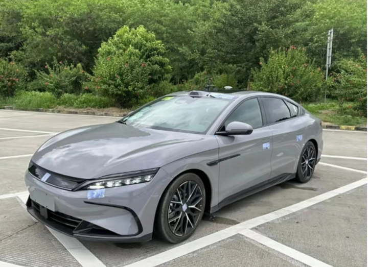 升级激光雷达+第五代DM混动 2025款比亚迪汉DM-i实车曝光 - 知乎