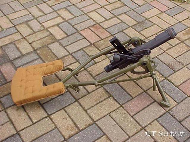 二战意大利M35迫击炮，可以当步兵炮使用，用空包弹发射 - 知乎