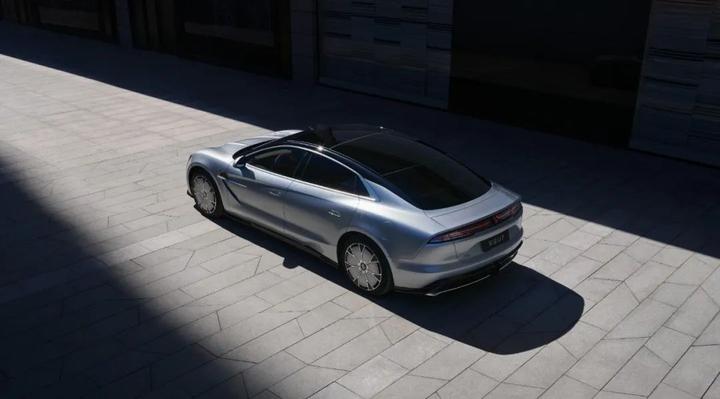 62.8 万的仰望 U7，用航母同款技术捅破 BBA「护城河」 - 知乎