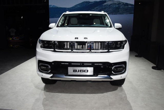 BJ60预售起步23万多，超5米大块头！2.0T性能比长城拽 - 知乎