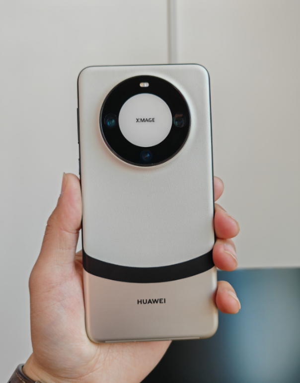 同样搭载卫星通信，小米14Ultra、华为Mate60Pro、荣耀Magic6Pro三款手机怎么选？