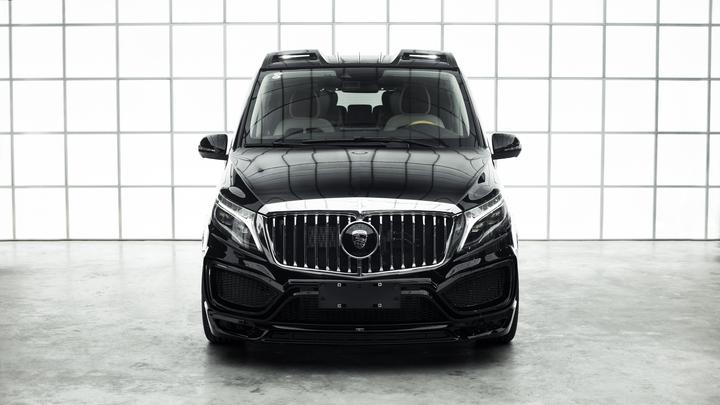 基于奔驰V260定制改装的LUMMA 商务车 - 知乎