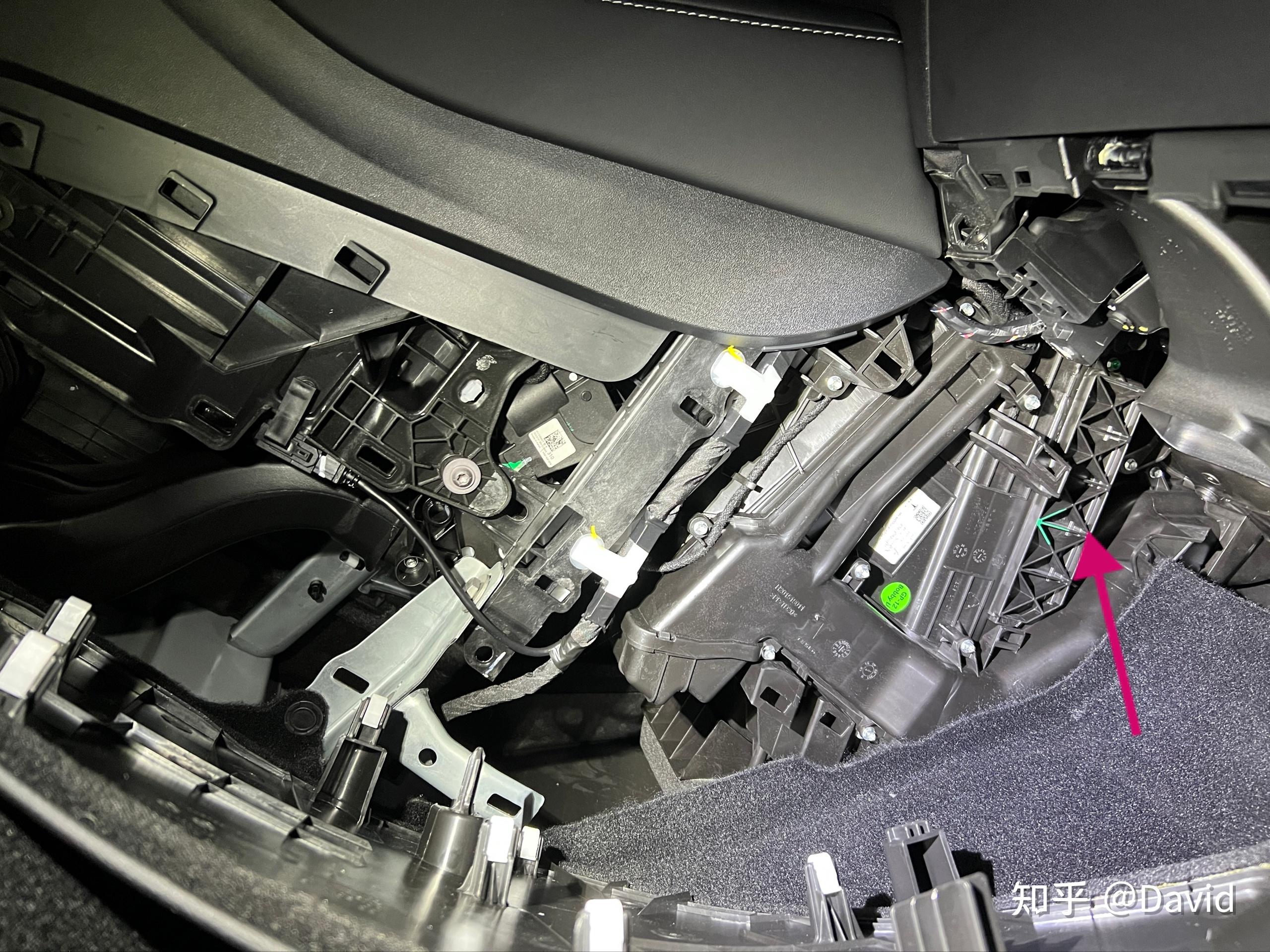 Model Y 空调滤芯更换 - 知乎