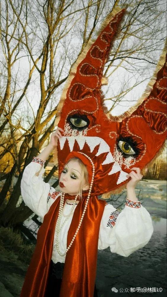 能抵御邪灵的俄罗斯已婚妇女头饰：Horned kichka - 知乎