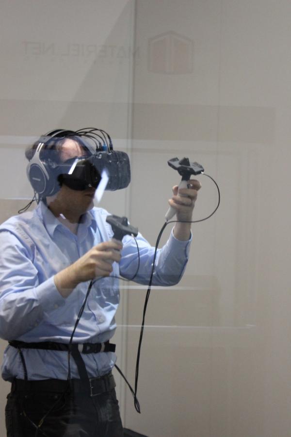 目前最强VR，HTC Vive开发者预览版初体验 - 知乎