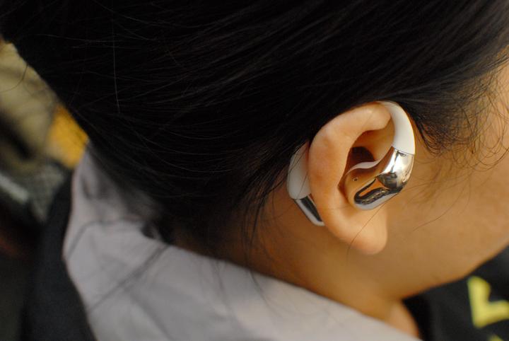 哇塞！塞那G9S耳机，AI功能全开，对话、写作、生图，轻松搞定 - 知乎