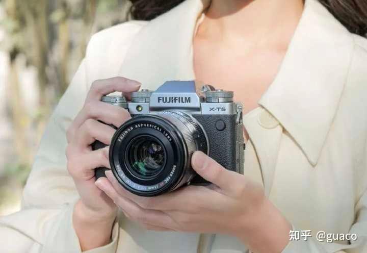 富士xt5 24年买值吗？ - 知乎