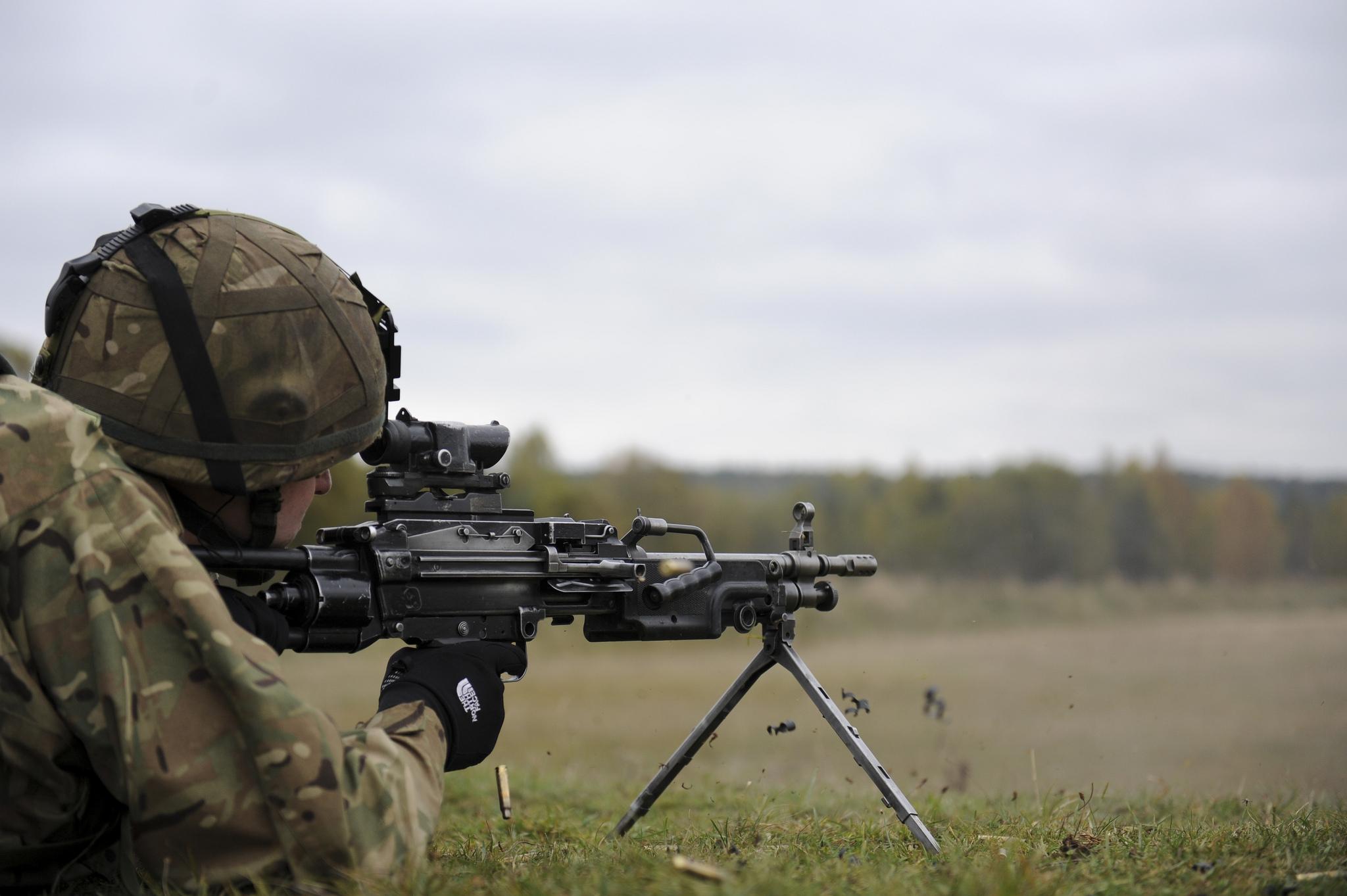 【新闻】英国武装力量将放弃使用轻机枪 - 知乎